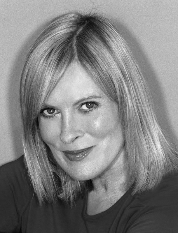 Victoria Nixon International Model, Author, Advertising, Fashion, TV ...